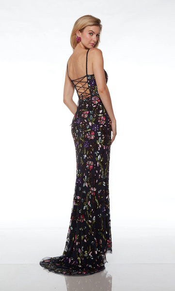 Lavelle – Ypsilon Dresses